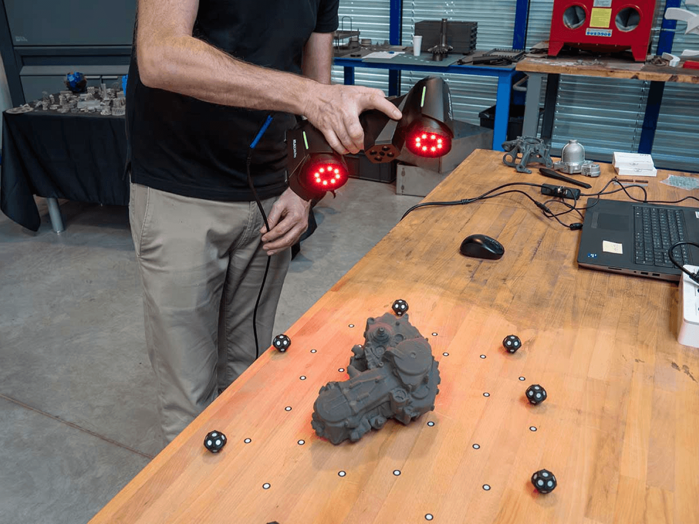 Hexagon ATLASCAN Pro | Handheld 3D Laser Scanners